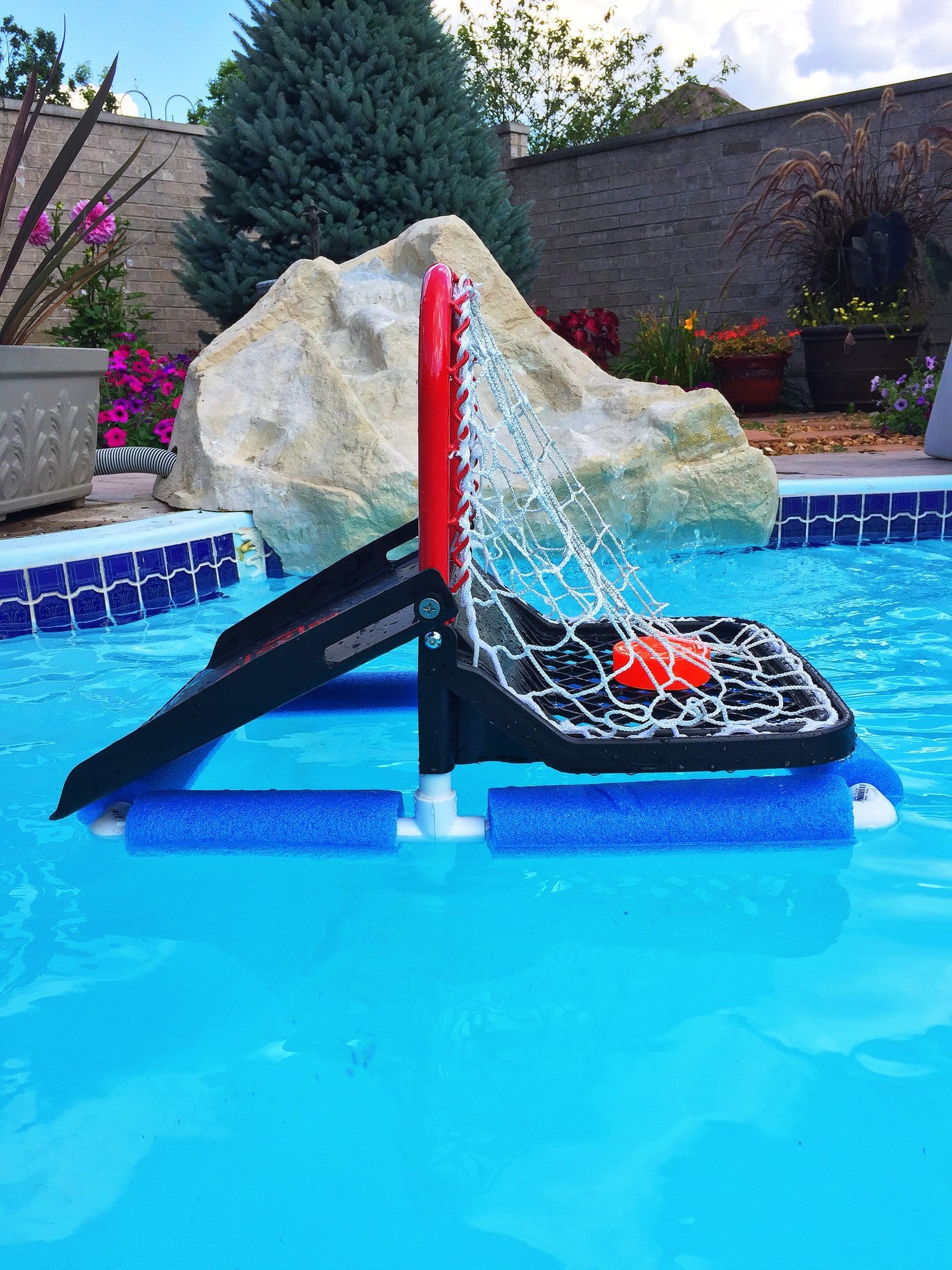 Original Hockey Water Attachment Kit (Attachment + 8 Floating Pucks ...